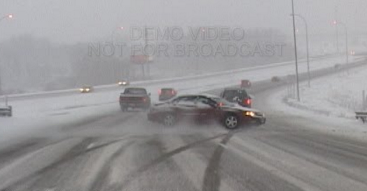 Compilation of Ridiculous Icy Road Car Crashes, Fender Benders and ...