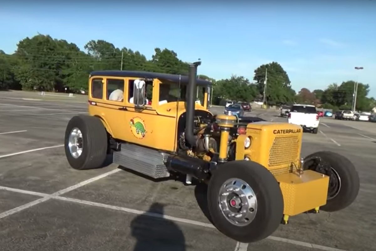 This 450-HP Caterpillar Hot Rod Is a Custom Masterpiece - alt_driver