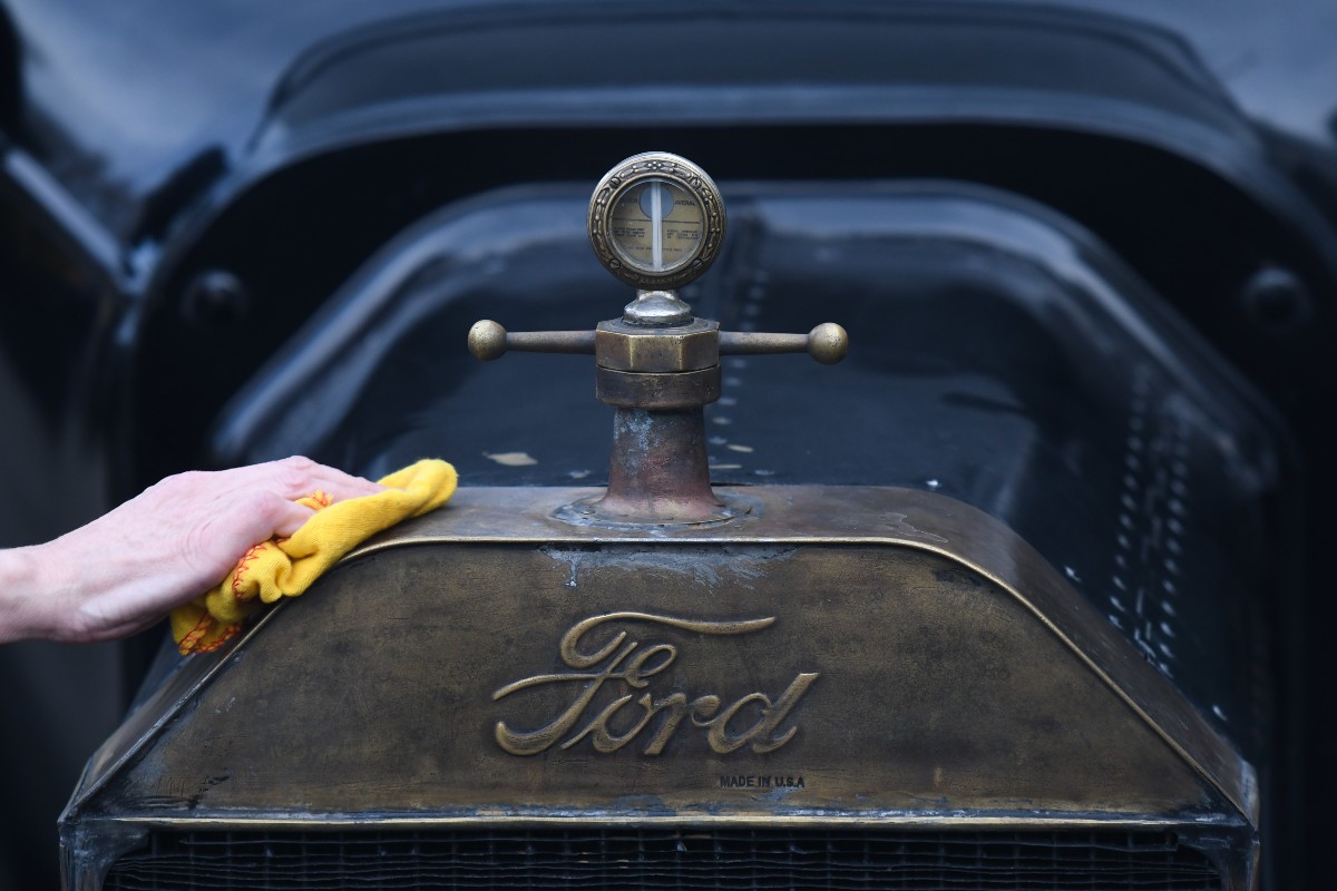 Did You Know These 2 Logos Were Rejected by Ford Motor Company? - alt ...
