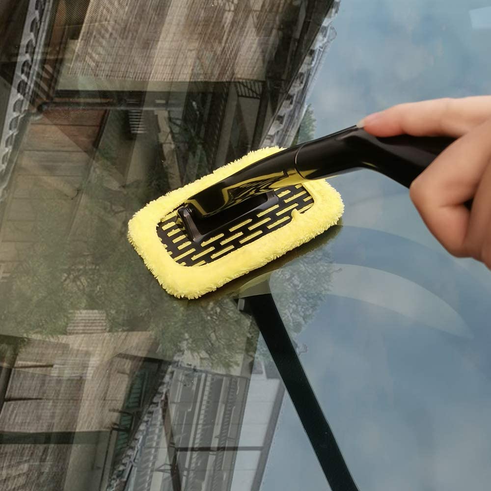 Make Your Own Homemade Auto Glass Cleaner With These Simple Steps - alt ...