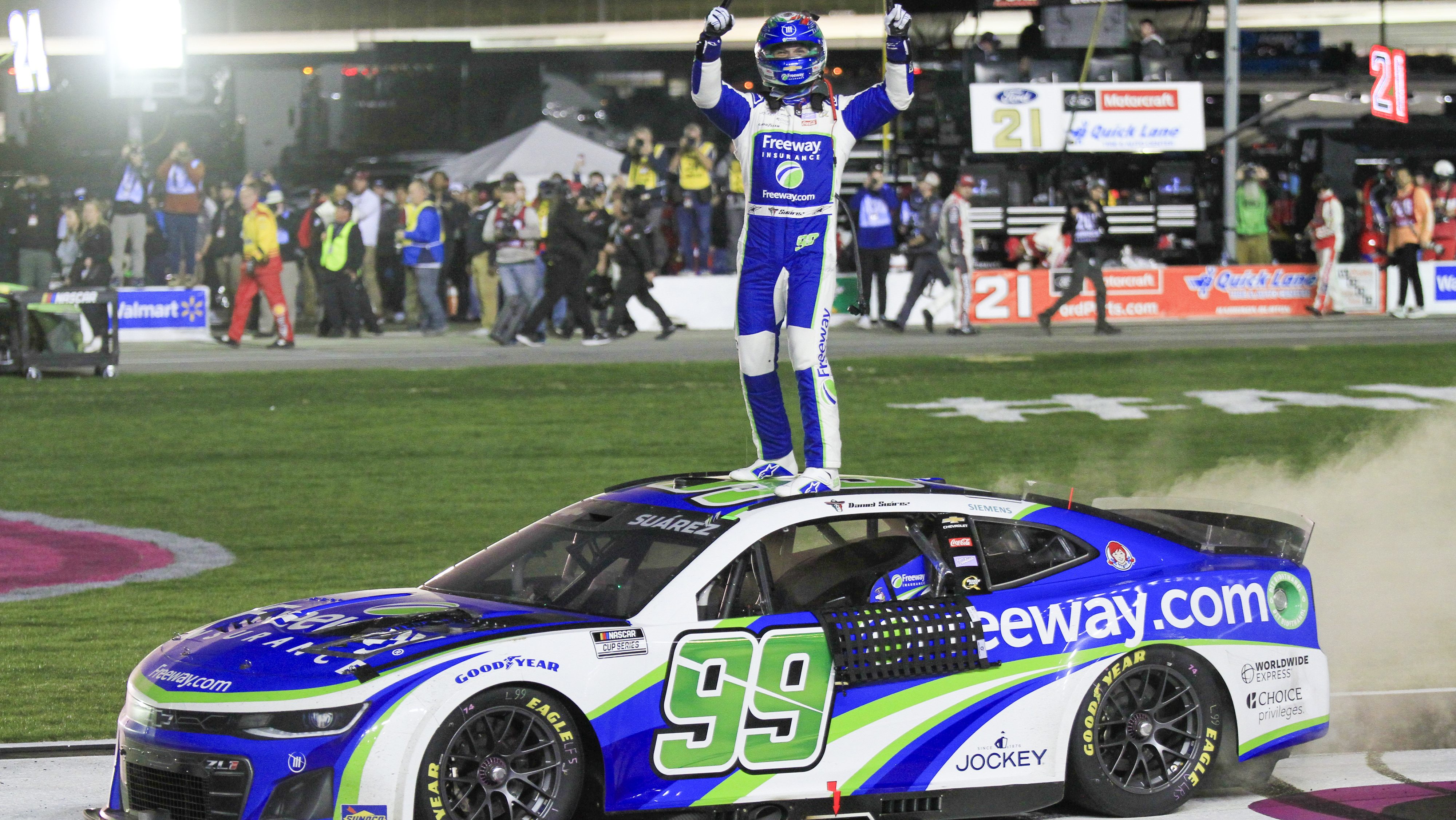 Daniel Suarez back in the No. 99 after signing extension - alt_driver