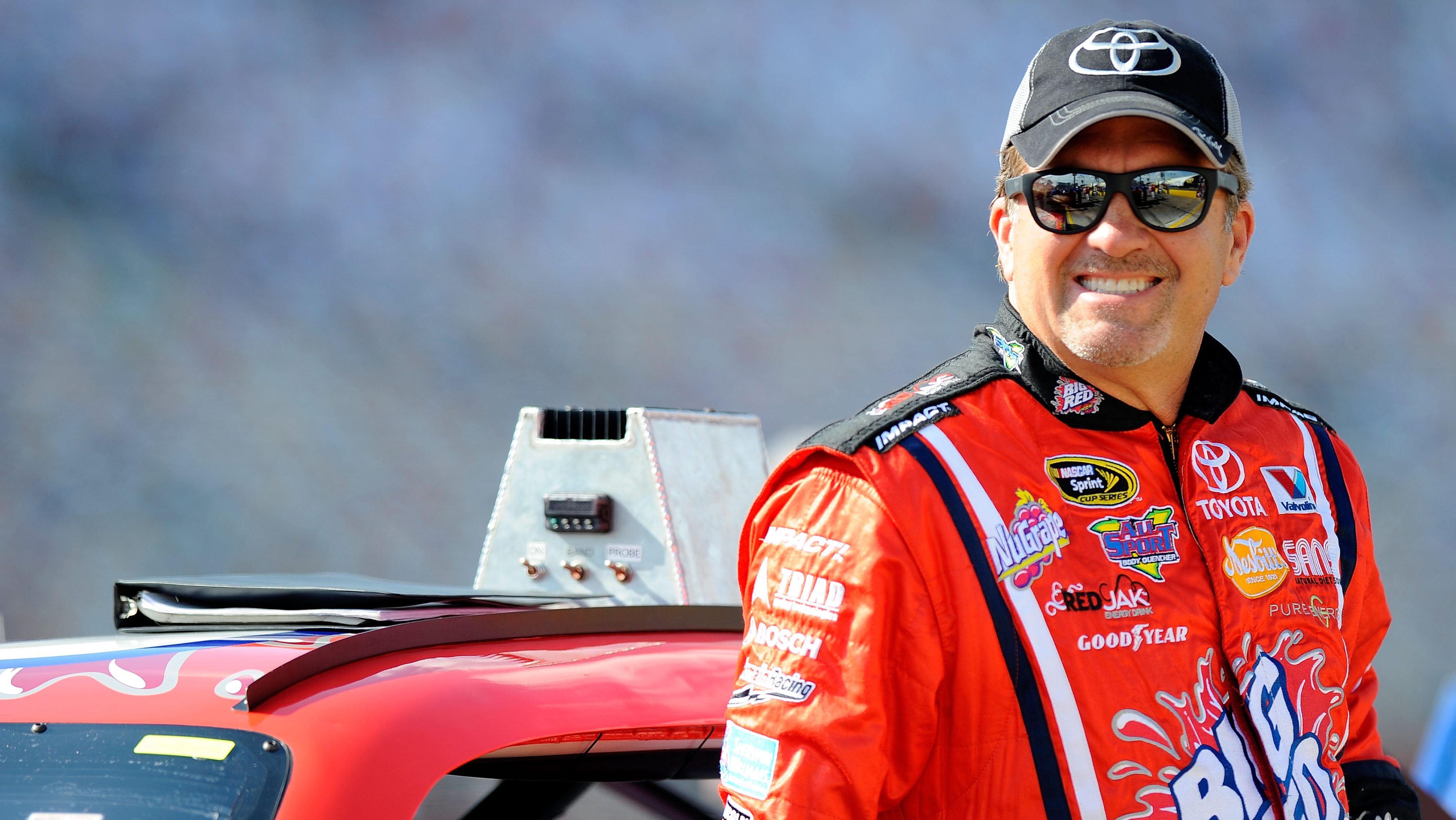Drivers of decades past reconnect during NASCAR Alumni event - alt_driver